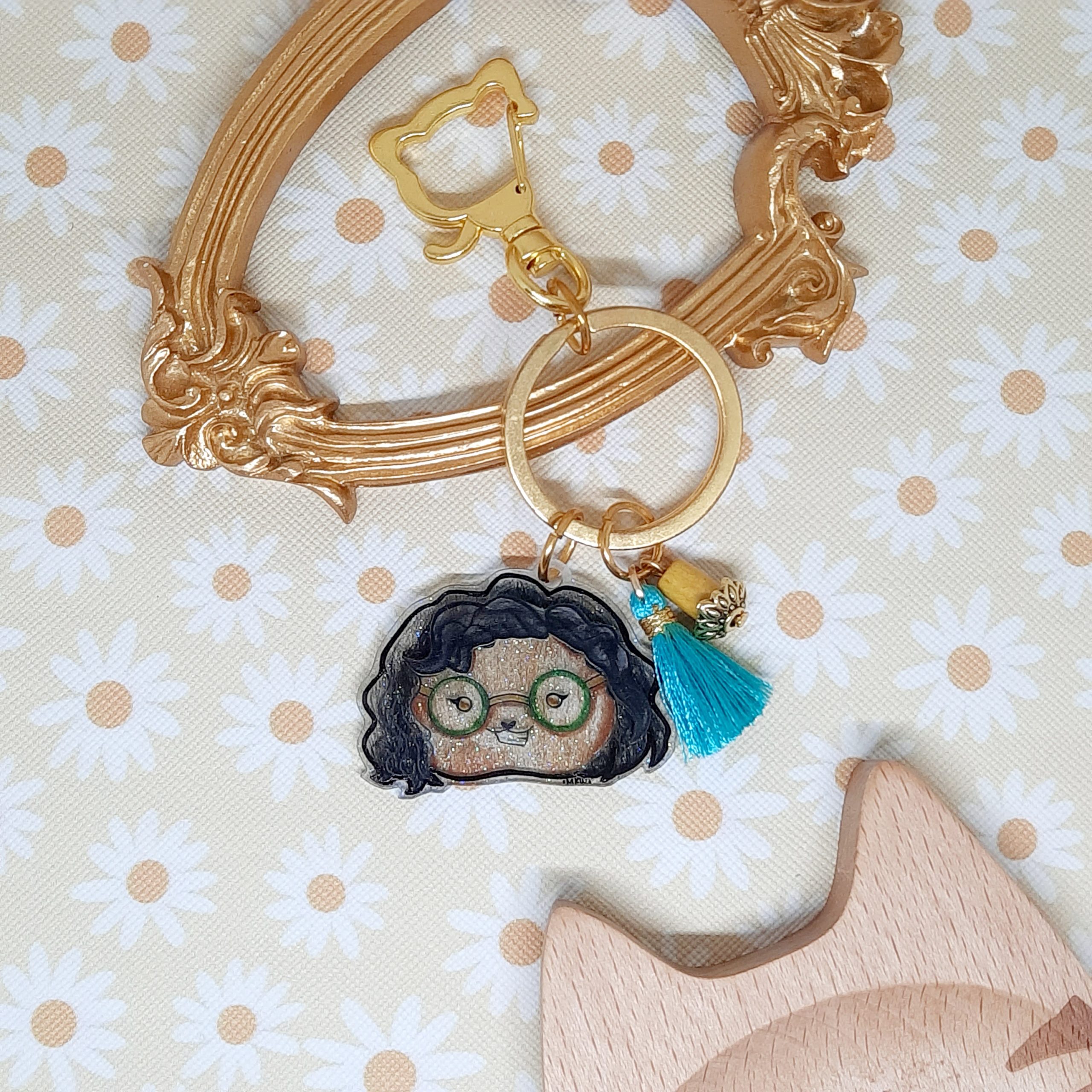 Meowrabel (Mirabel) kitty keychain - Cosplay.ph